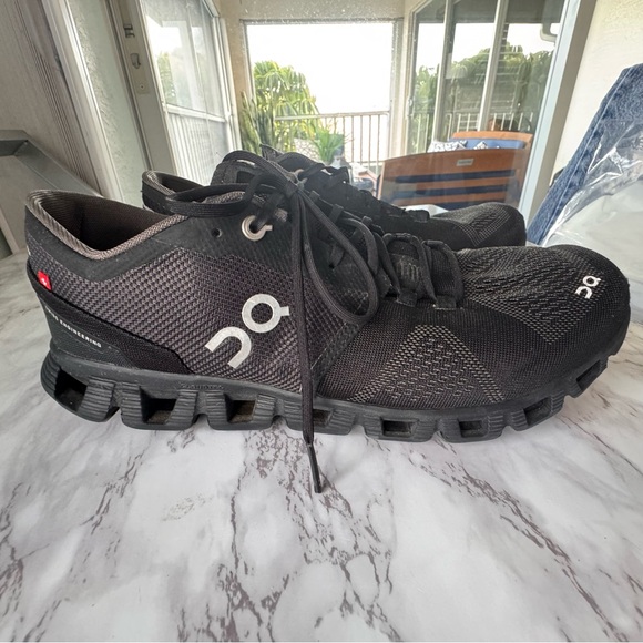 On Running | Shoes | On Cloud X Mens Sneakers Sz 9 | Poshmark